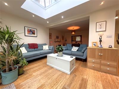 Dorchester Road, Redlands Offers Over £450,000